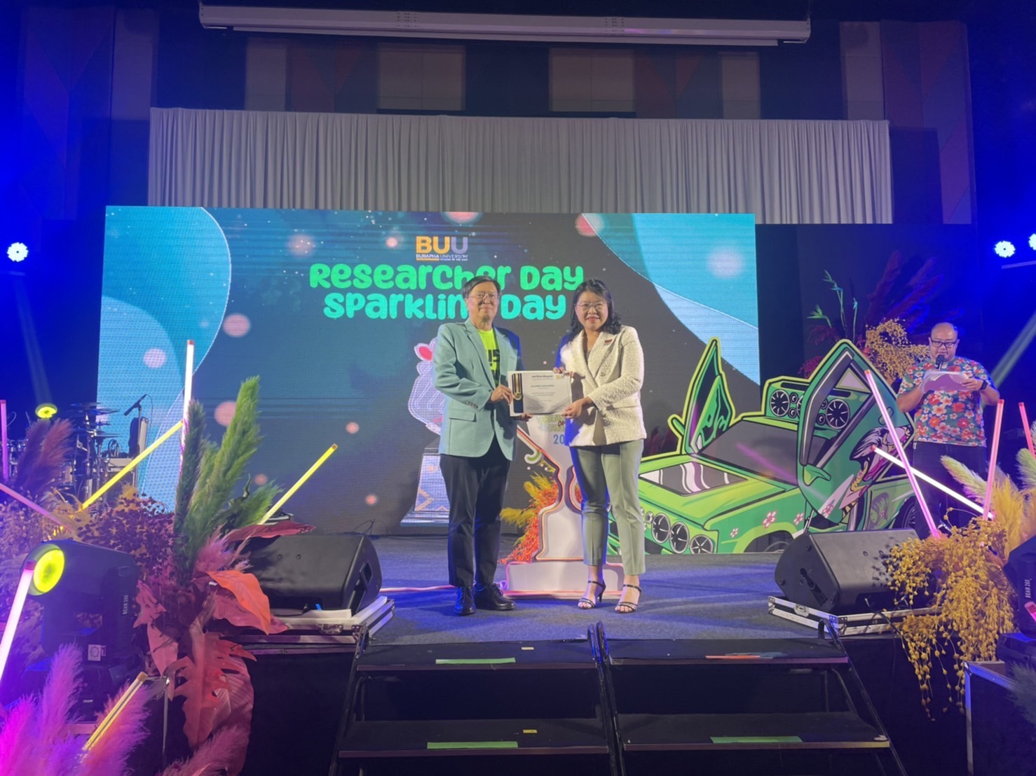 นักวิจัยศูนย์ฯ เข้าร่วมและรับมอบรางวัล ในงาน BUU Researcher Day x ...